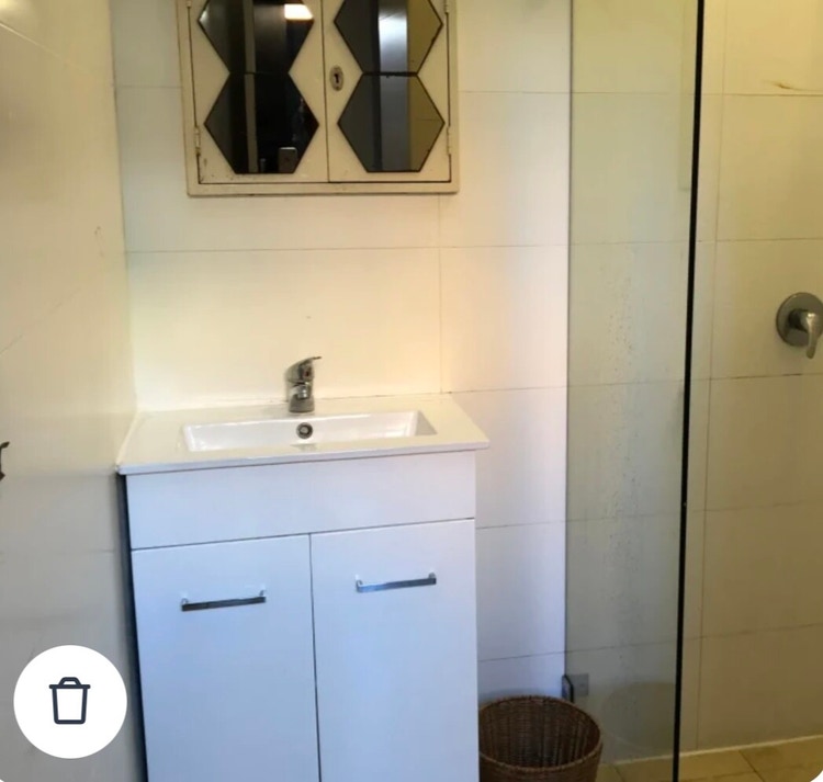 Share house Camperdown, Sydney | $430pw, 4+ bedroom house | GayShare.com.au