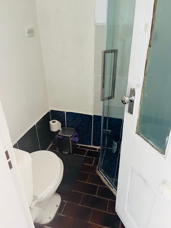Share house Darlington, Sydney | $245pw, 4+ bedroom house | GayShare.com.au